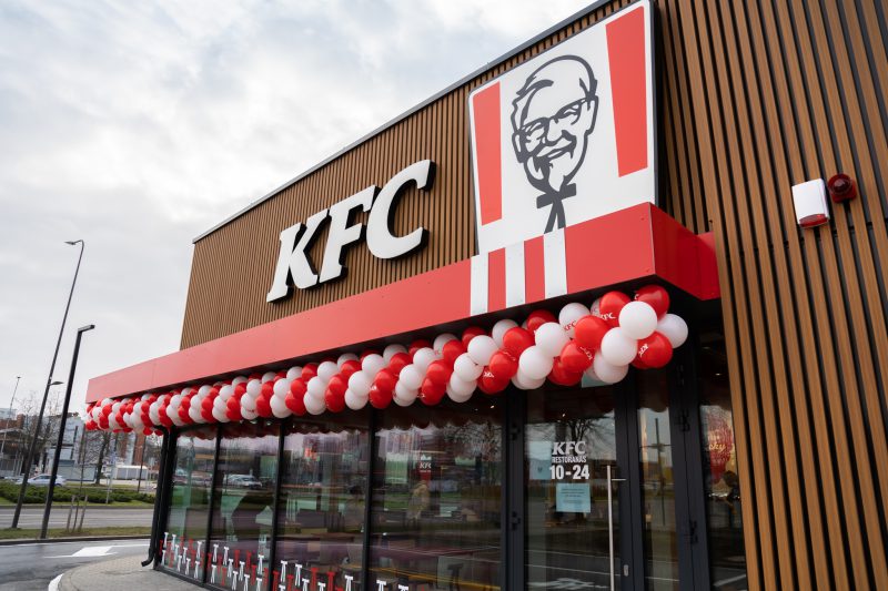 Kaune atidarytas pirmasis KFC restoranas - Regionų naujienos